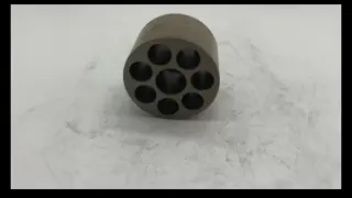 PC200-8 cylinder block