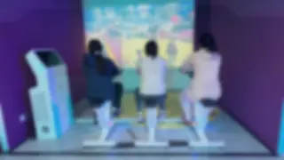 This is an indoor cycling game specifically designed for teenagers. It has two modes: quiz racing an