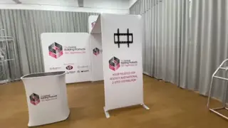 10x10ft Trade Show Booth 001