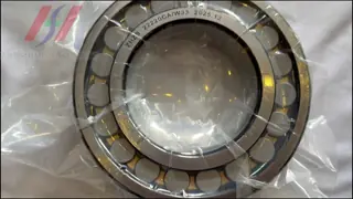 Heavy Duty Spherical Roller Bearing 22220CA W33