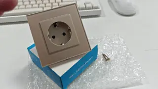 UBARO EU Standard Wall Socket 86 GOLD