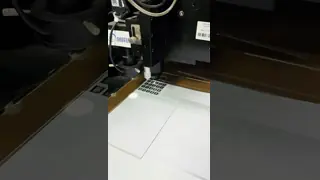 Electronic card glass laser batch cutting