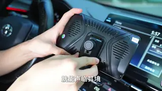 7-inch universal car stereo integrates FM radio and professional GPS navigation