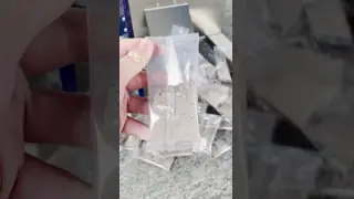 Inclined screw clamp packaging machine