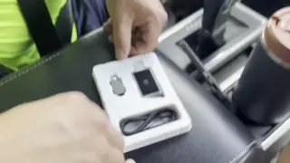Wireless CarPlay adapter for iPhone, stable 5G connection, CarPlay Dongle plug and play.