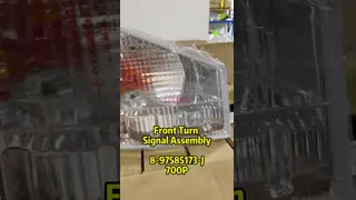 8-97585173-1 8975851731 Left Front Turn Signal Light Assembly for Isuzu 700P
