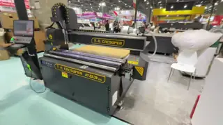 3 Axis CNC Router Machine for Woodworking Furniture advertising