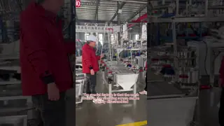 A quick detachable linear vibrating screen