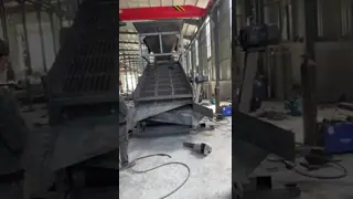 #machine #screen #miningequipment #automobile #miningmachine #mineralindustry #coalmining #factory