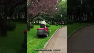 Gas Powered Riding Lawn Mower 586cc