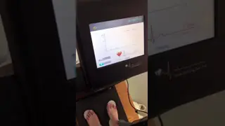 How does body analyzer measure the body