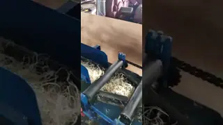 Wood wool rope machine