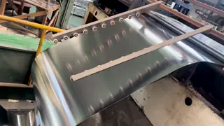 Fully automatic tinplate cutting production line