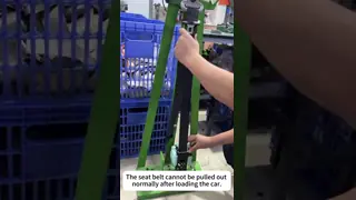How to solve the problem when the seat belt is stuck