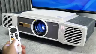 C5 Enterprise 4K Projector with AI Auto Leveling