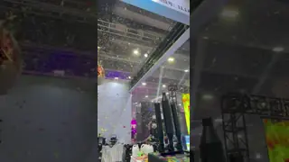 1800W Powerful Electric Confetti Machine Large Paper Blow Cannon CO2 Manual Control DMX512 Wedding