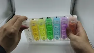 Hot Spring Daily Rainbow PP Pill Box 28 Cases Weekly 7 Day Moveable Pop-up Organizer High Selling
