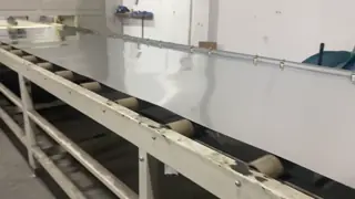 adhering glue on aluminum panel