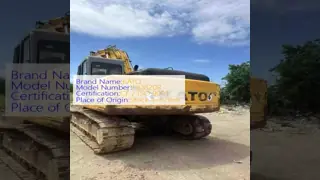 KATO HD820R Reduced Tail Swing Excavator for Tight Spaces