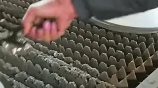 Laser cutting board rapid material picking tool