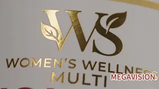 women wellness supplement label gold foil