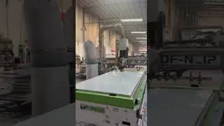 Aluminum honeycomb cabinet factory workshop