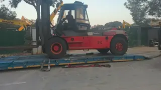 Used Linde 15 Ton Heavy Forklift