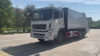 Compactor garbage truck