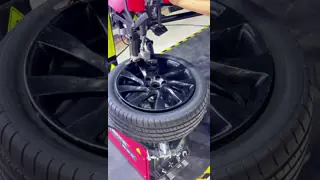 V7110 | Backward Tilting Arm Tire Changer