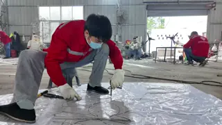 Crafting metal frames for Zigong lanterns