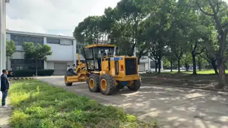 SEM 919 MOTOR GRADER