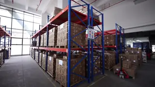 Efficient Factory Warehouse Storage Solutions