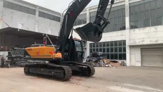 HYUNDAI 305