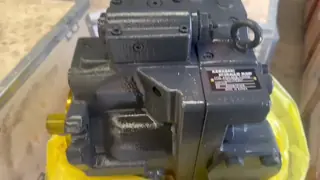 K3V80 Piston Hydraulic Pump Iron Hitachi Hydraulic Pump Excavator Construction Machinery Parts