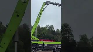 Concrete pump truck from Zoomlion 2