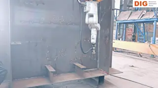 Robotic Welding for Complex Ship Blocks