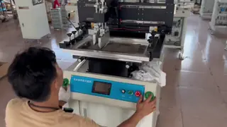 High-precision solder paste printer