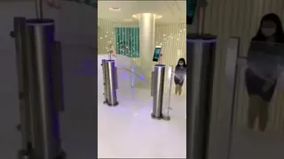 Integrated cylindrical rapid-access door with a diameter of 168 mm