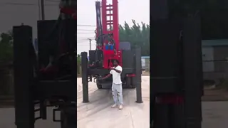 ST 400 Pneumatic Borewell Machine 400 Meter Drilling Rig