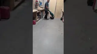 F90A Ride On Floor Scrubber High Efficiency Cleaning