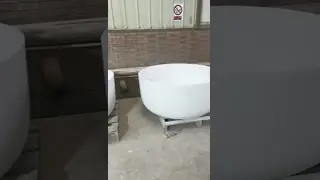 Round Solid Surface Freestanding Bathtub | Deep Soaking Tub Manufacturer