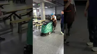 M5 Walk Behind Floor Scrubber Professional Cleaning Machine