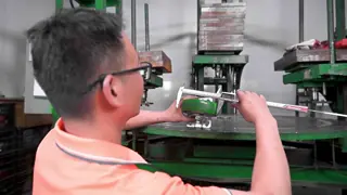 Over loaded test of mid-heavy duty caster