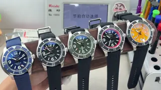 Multicolor Diver Automatic Men Watch Rotating Bezel Rubber Strap Stainless Steel Case Sports Diving