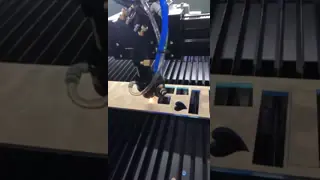 CO2 Laser cutting acrylic