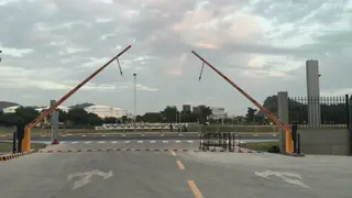 Ultra long double arm barrier gate T01