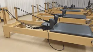 Plywood Wood Pilates Reformer for Home and Studio
