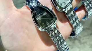 Silver Snake Scale Bracelet Watch Irregular Triangle Case Multi‑Color Dial Ladies Fashion Wrist Watc