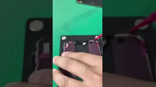 Assemble the iPhone screen using a feaglet frame