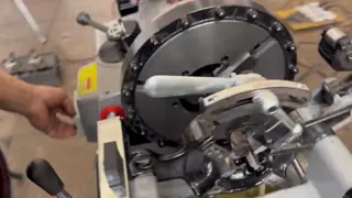PIPE THREADING MACHINE FOR ROUND BAR
